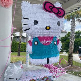 13 1/2" x 17 1/2" Sanrio Hello Kitty 3D Piñata Decoration | Oriental ...