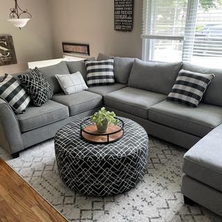 Daine 3 pc. Sectional Sofa Raymour Flanigan