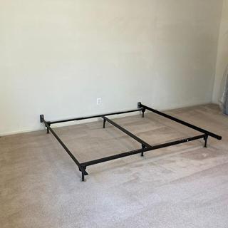 Raymour and flanigan metal bed frame store