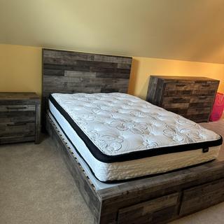 Ainsworth Storage Bed Raymour Flanigan